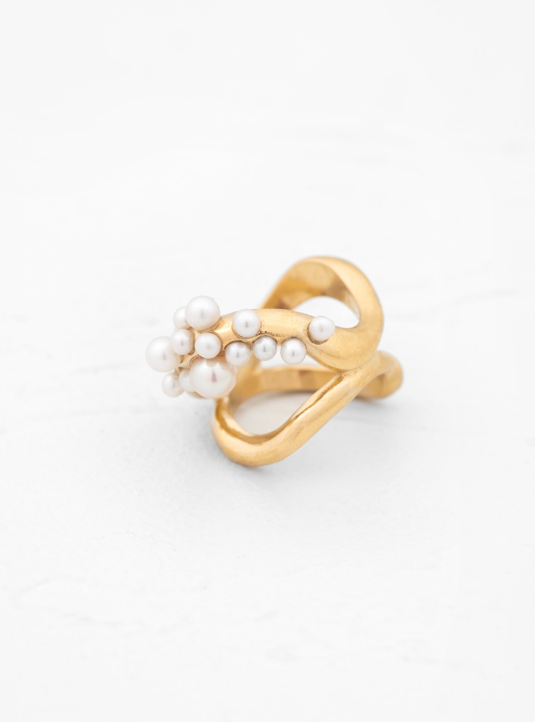 Double Wave Cluster Ring Gold by BEATRIZ PALACIOS | Couverture & The Garbstore