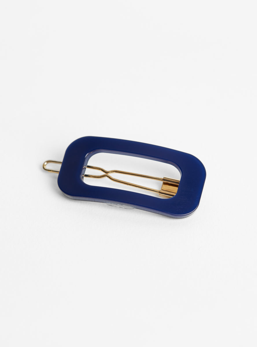 Navy Hair Clip by Kanel | Couverture & The Garbstore