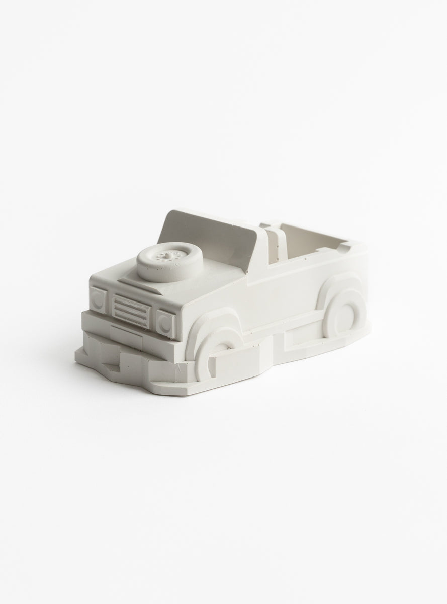 The Rover Concrete by Vented | Couverture & The Garbstore